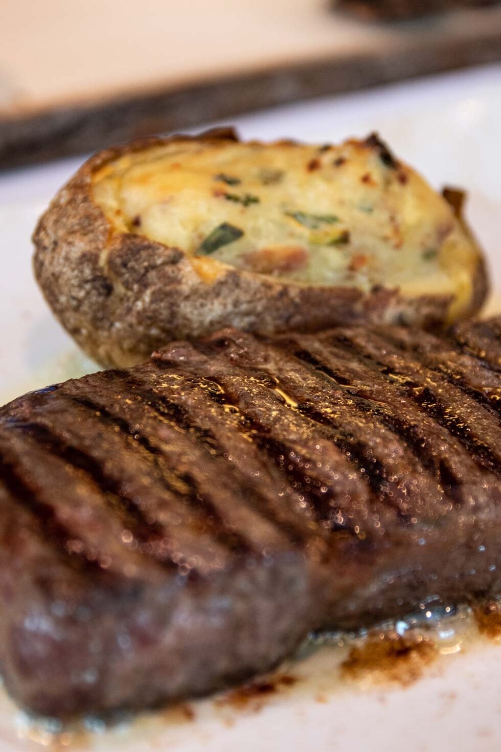 TSAINA LODGE | Valdez Heli-Ski Guides