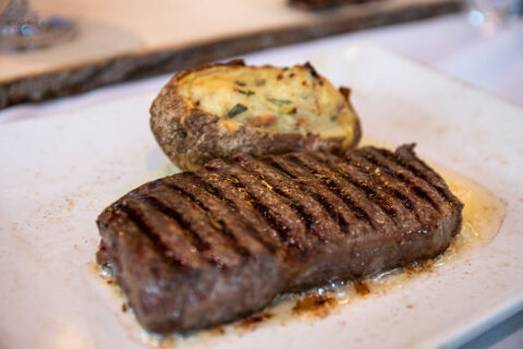 TSAINA LODGE | Valdez Heli-Ski Guides